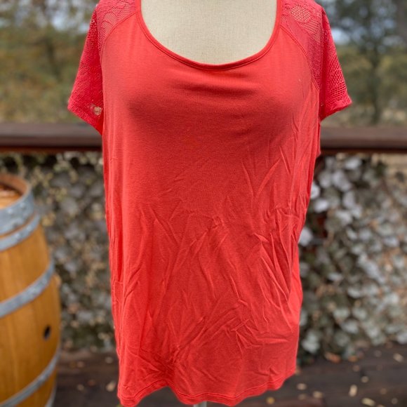VENUS | Tops | Venus Pink Short Sleeve Shirt With Flower Pattern On ...